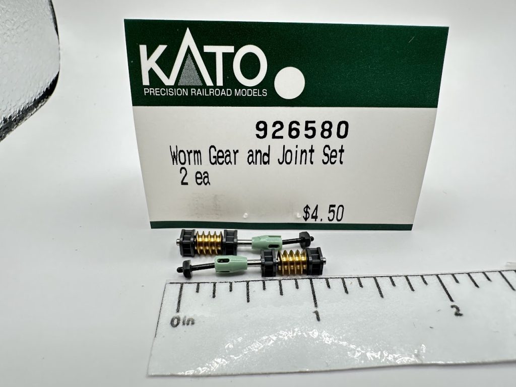 Worm Gear and Joint Set (includes worm, bearings, shaft, and universal) (N-Scale) – Kato USA ...