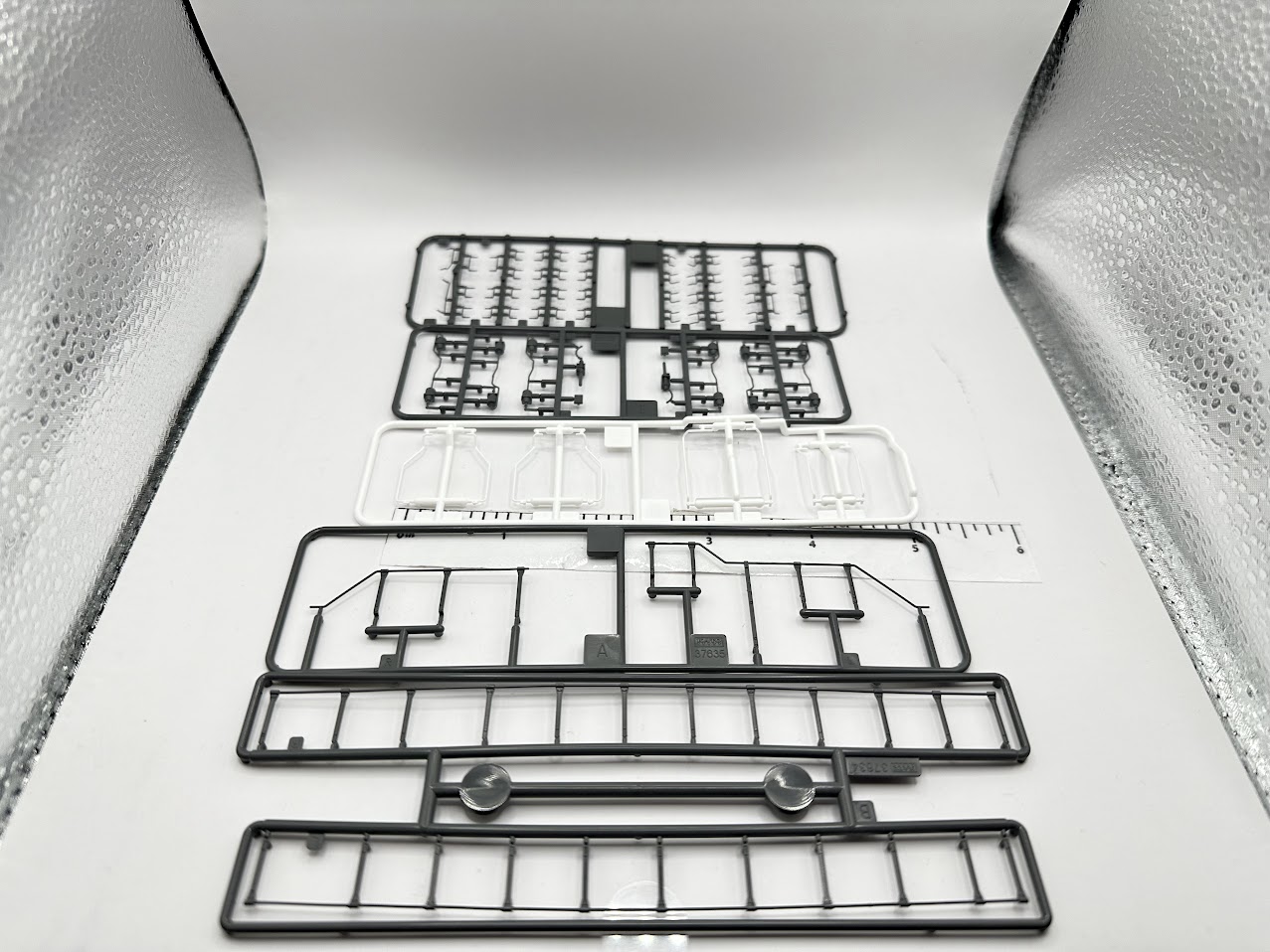 SD90/43MAC Handrail Set, Union Pacific (Gray/White) (HO-Scale) – Kato ...