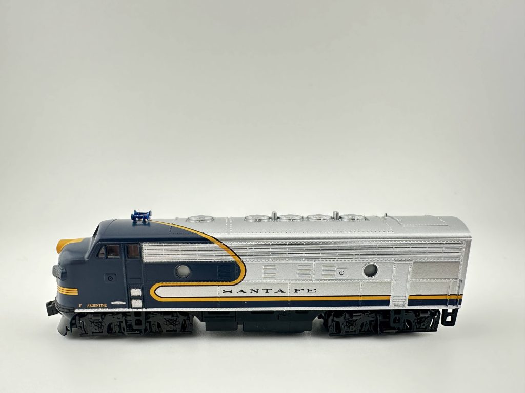 F7 Freight Train Set AT&SF Bluebonnet – Kato USA Online Store