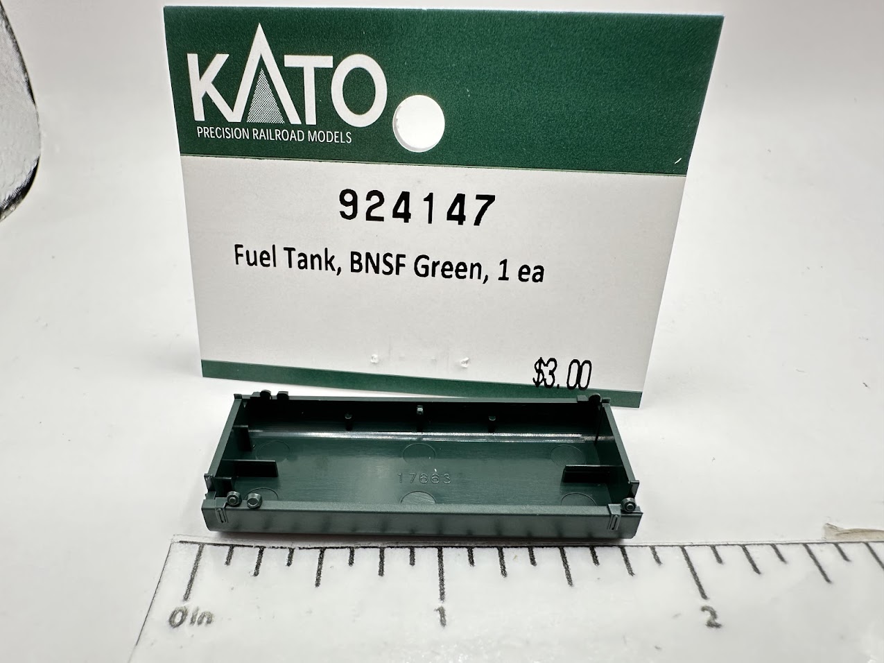 Fuel Tank, BNSF Green (N-Scale) – Kato USA Online Store